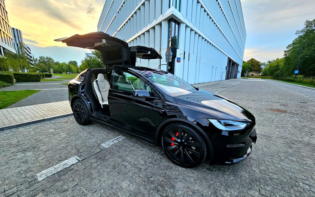 Tesla Model X: Nie dogoni nas już nikt - rp.pl