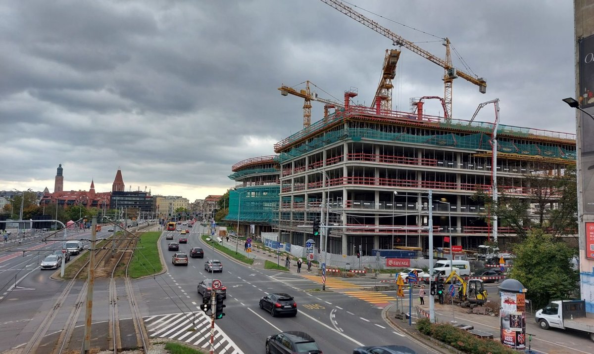 Infinity z nowym najemcą - rp.pl