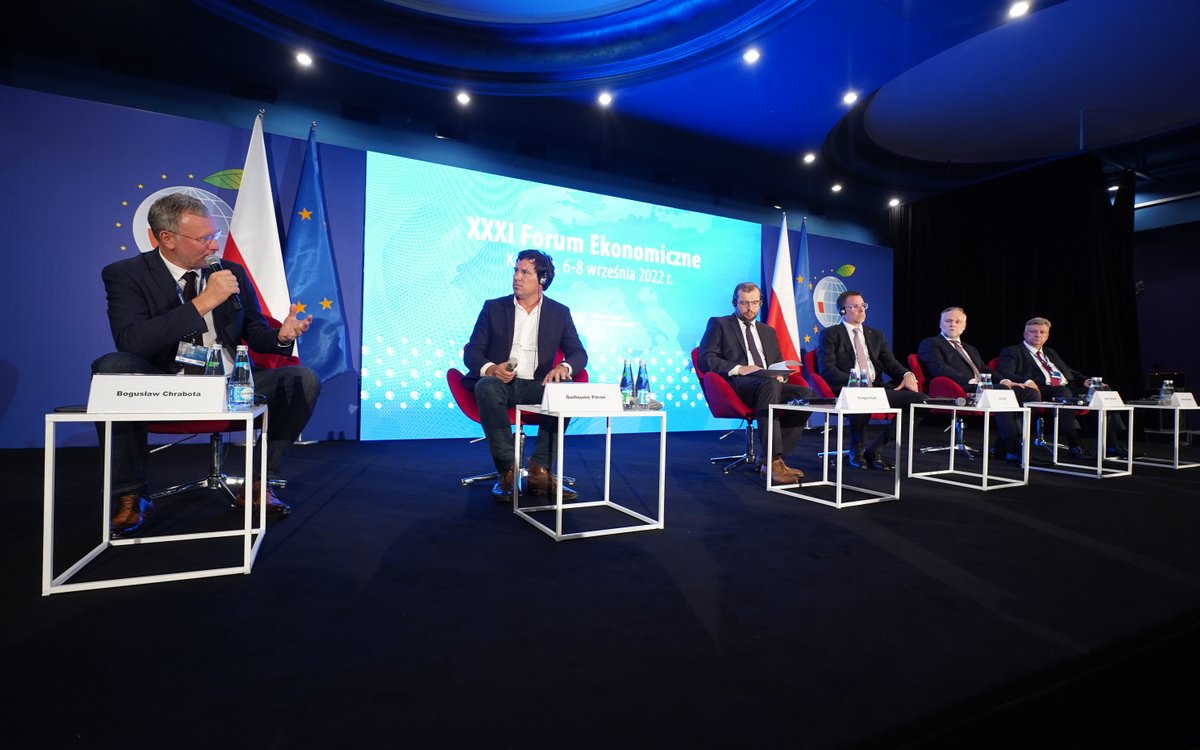 Digital world needs more and more energy, preferably clean energy - rp.pl