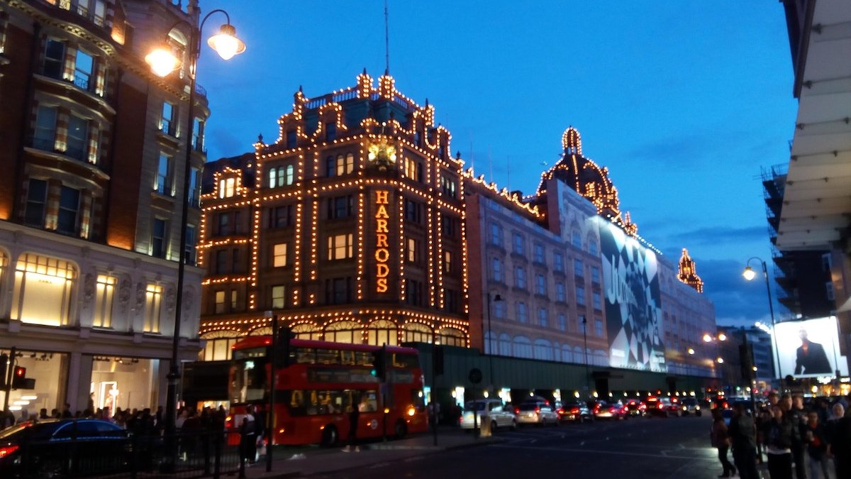 Walka o spadek po właścicielu Harrodsa. Kto zyska miliardy Mohameda Al ...