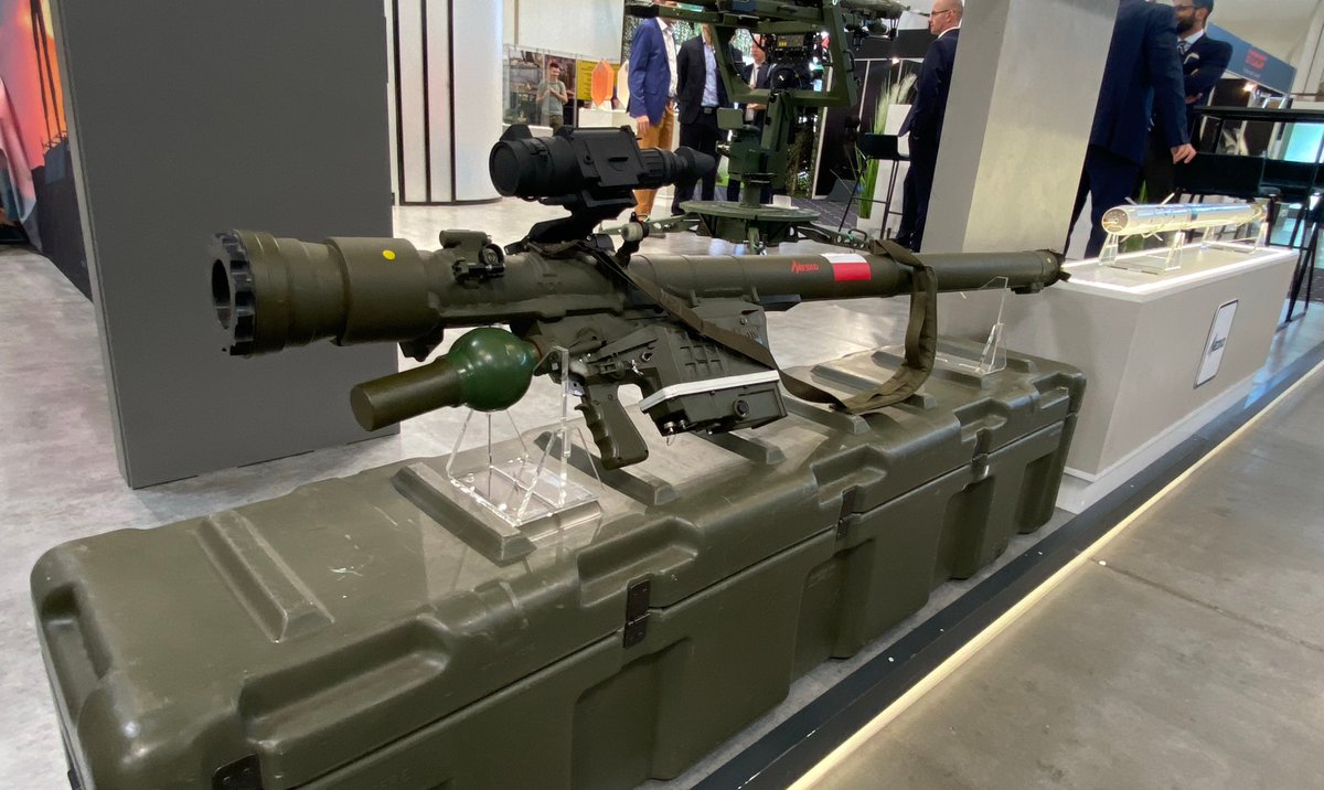 Polska Grupa Zbrojeniowa prezentuje broń na targach IDEB - rp.pl