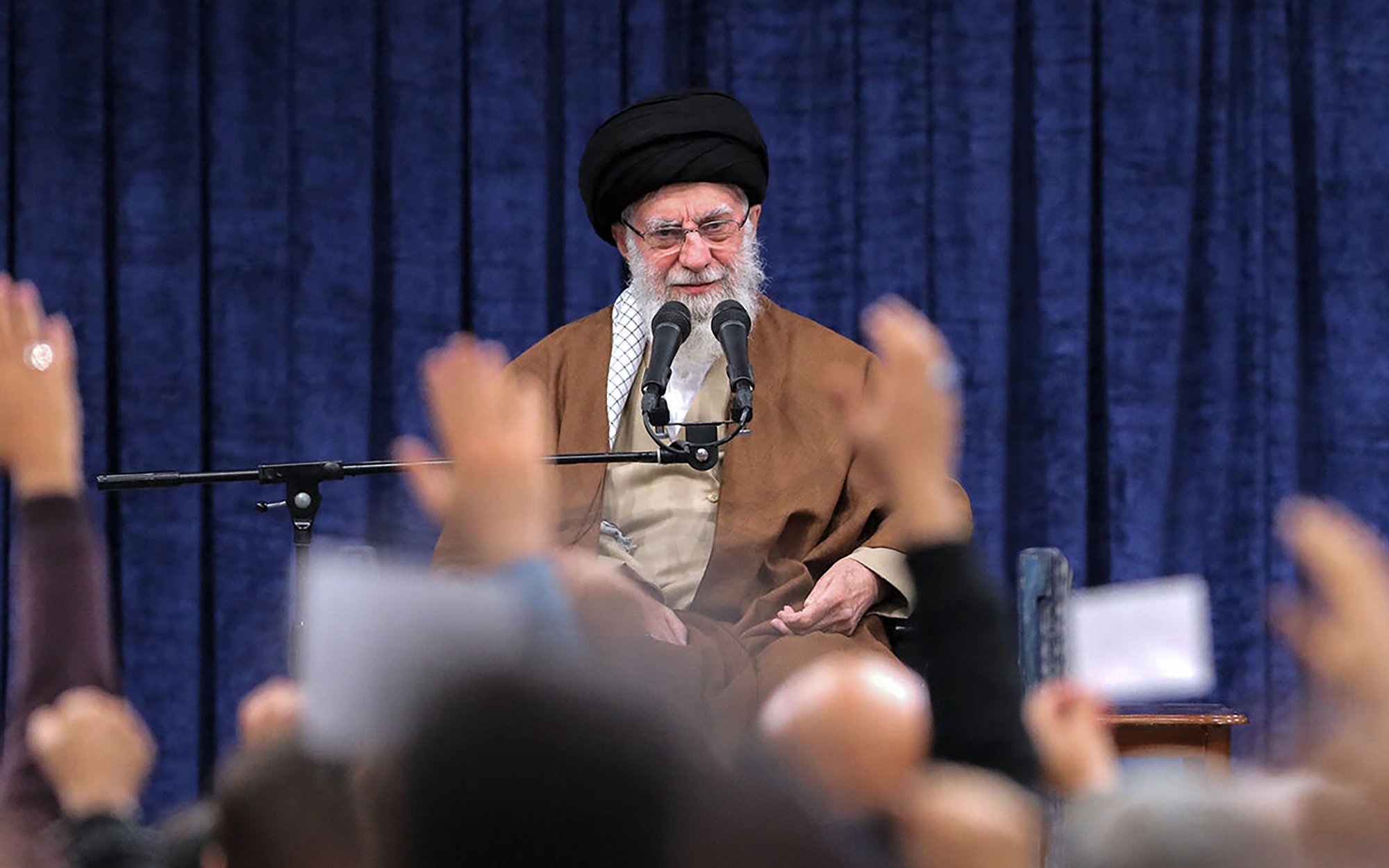 Ajatollah Chamenei o „spisku” w Syrii. „Został zaplanowany w USA i Izraelu” - rp.pl