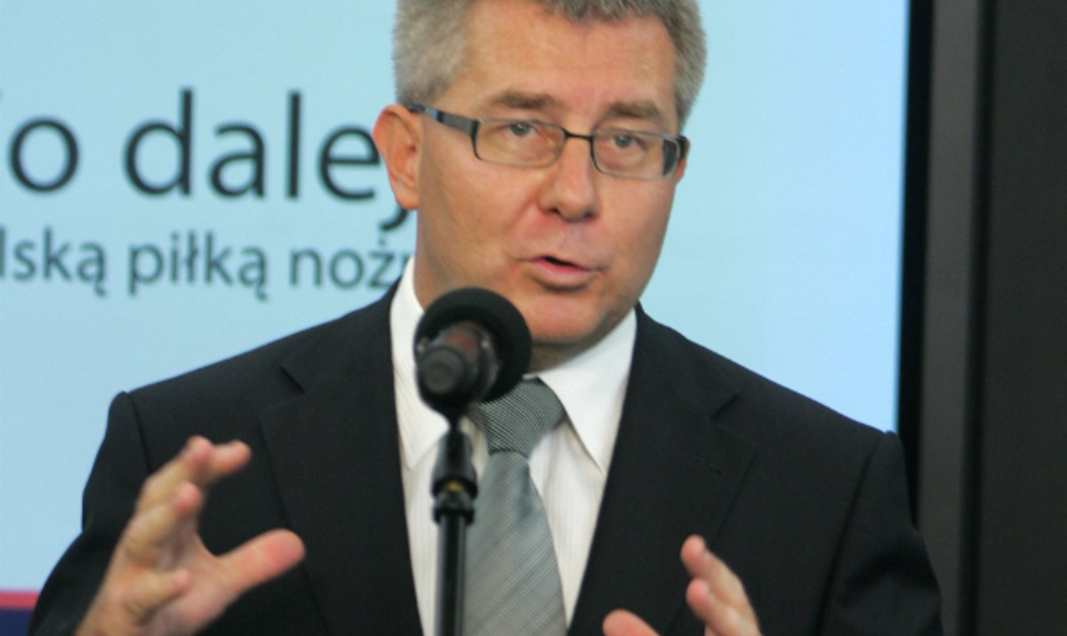 Ryszard Czarnecki: Donald Tusk jak pijany w euromgle - rp.pl