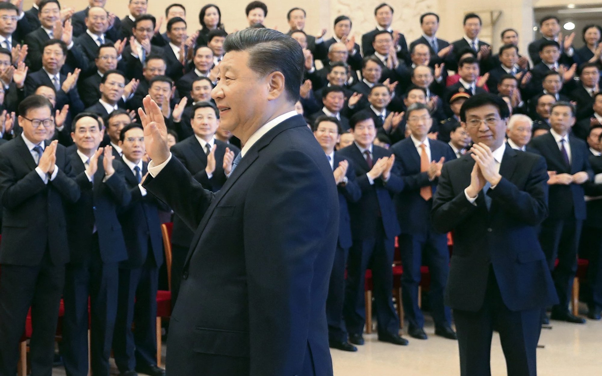 „Czerwony cesarz. Xi Jinping i jego nowe Chiny”: Narodziny półboga ...