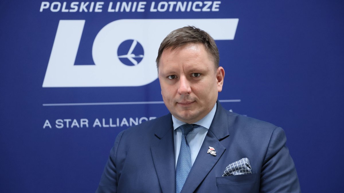 Prezes LOT-u i Polskiej Grupy Lotniczej odwołany. Nieoficjalny powód ...
