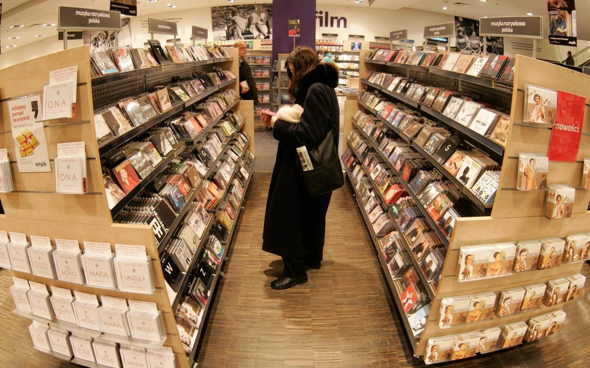 DVD i CD umierają. Ale nie u nas - rp.pl