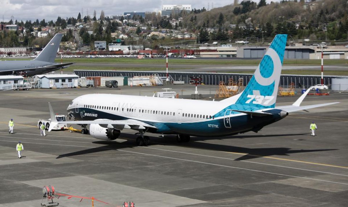 Pierwszy lot nowego B737 - rp.pl