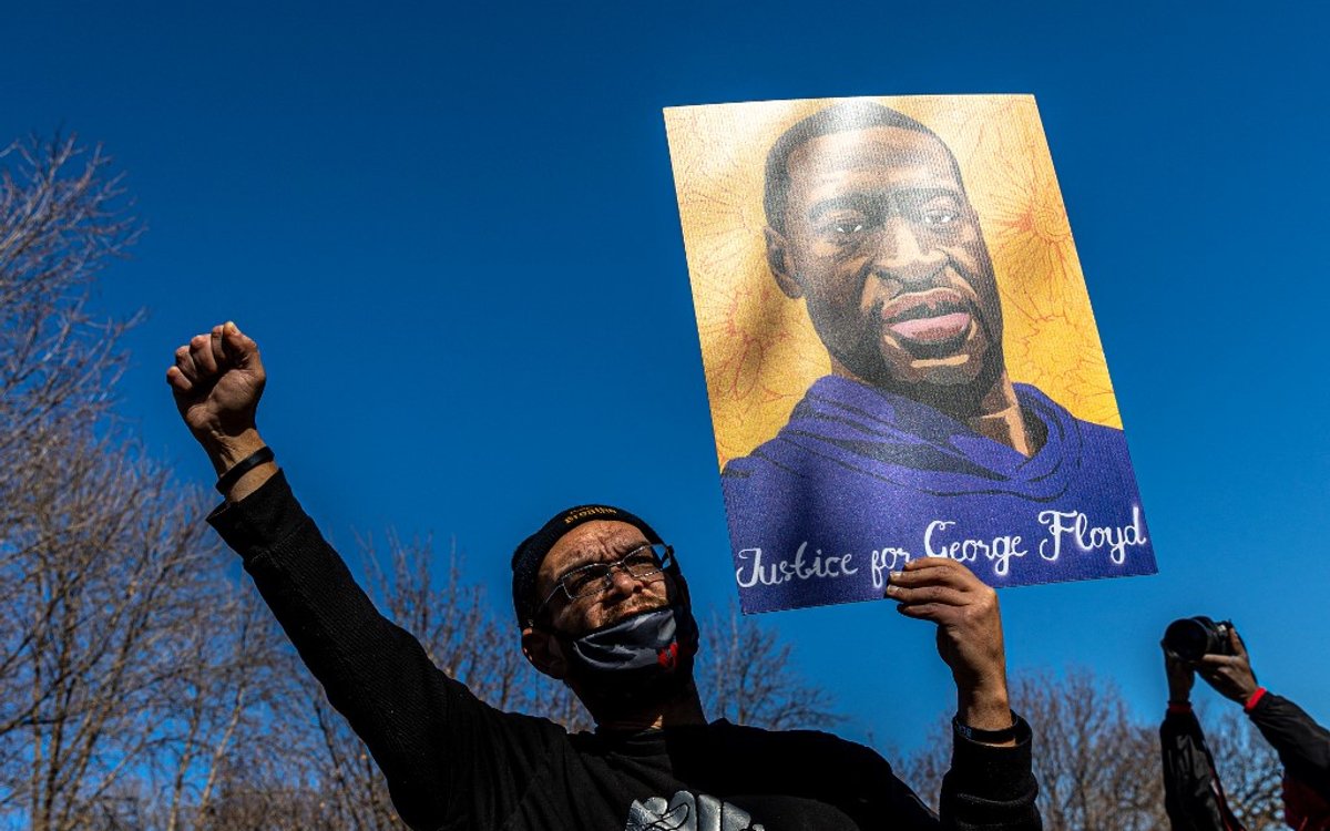 Patolog sądowy: George Floyd zmarł głównie przez problemy z sercem - rp.pl
