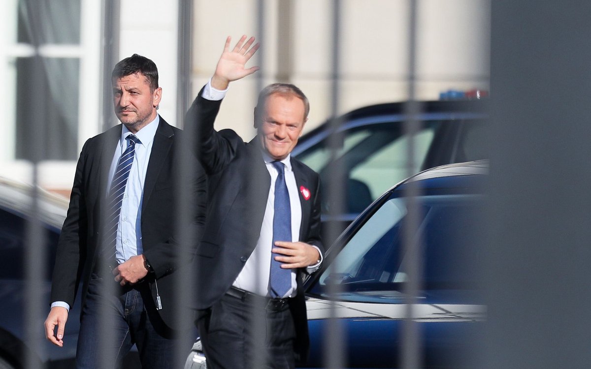 Konsultacje u prezydenta Andrzeja Dudy: Donald Tusk w Pałacu Prezydenckim - rp.pl