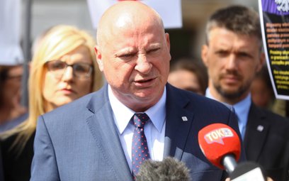 Prokurator Krzysztof Parchimowicz uniewinniony od zarzutów dyscyplinarnych przez IOZ - rp.pl