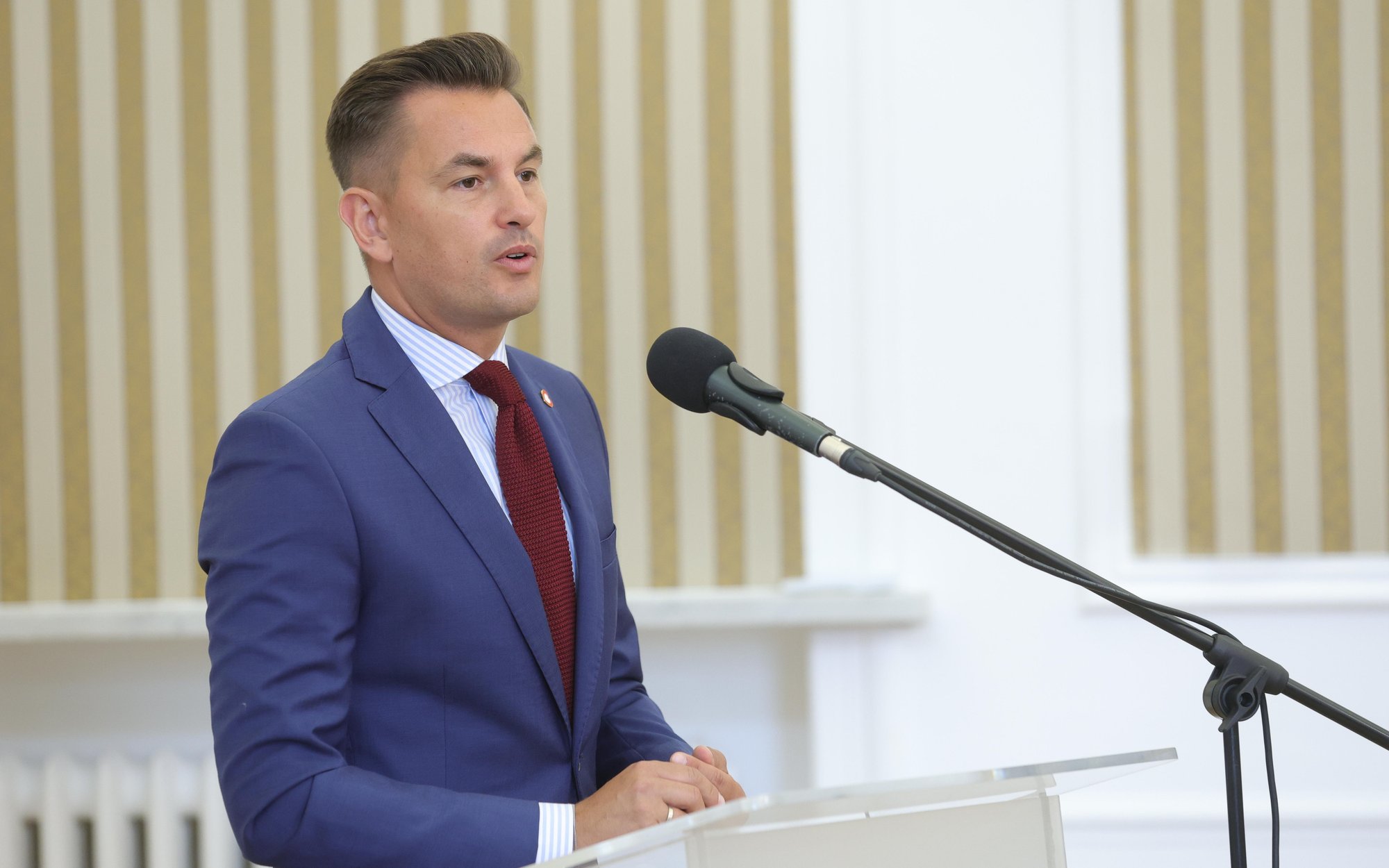 Arkadiusz Myrcha: Konfiskata pojazdu za wielokrotne łamanie zakazu? Do rozważenia - rp.pl