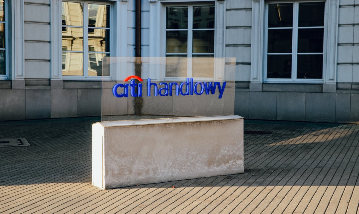 Bank Handlowy z rekordowym zyskiem - parkiet.com