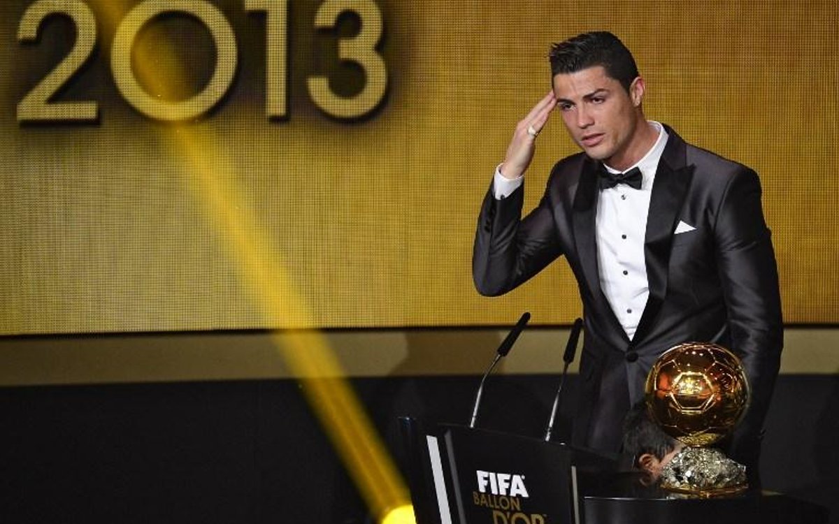 Kontrowersje wokół Złotej Piłki. "Musiałem głosować na Ronaldo" - rp.pl