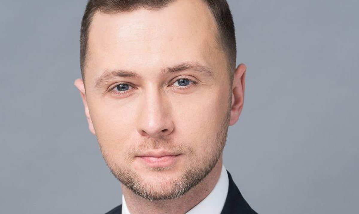 Raczkowski wzmacnia praktykę Imigracji i Global Mobility - rp.pl