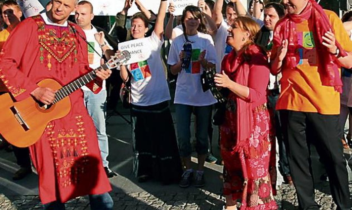 Hippisi z PiS i Palikot na piwie z górnikami - rp.pl