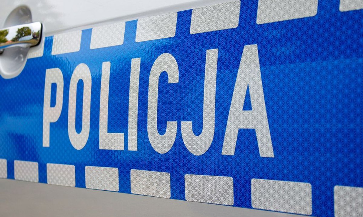 Atak nożownika na komendzie w Rybniku - rp.pl Atak nożownika na komendzie w Rybniku - rp.pl