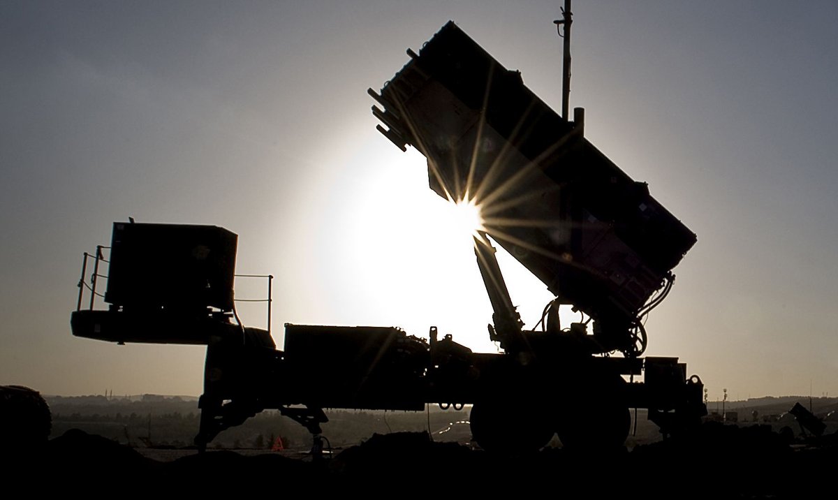 Niemcy przekazały Ukrainie system obrony powietrznej Patriot - rp.pl