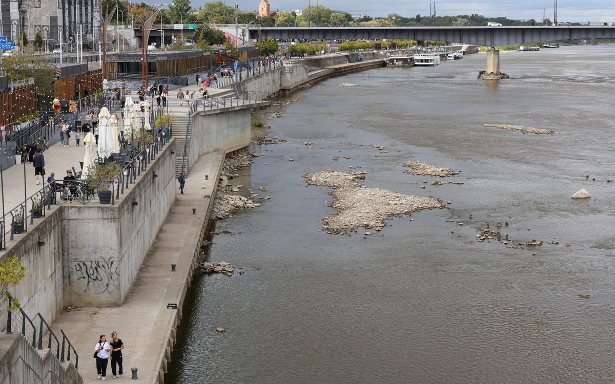 Wisła wysycha. Padł jednocyfrowy rekord. Poziom wody spadnie nawet do 5 ...