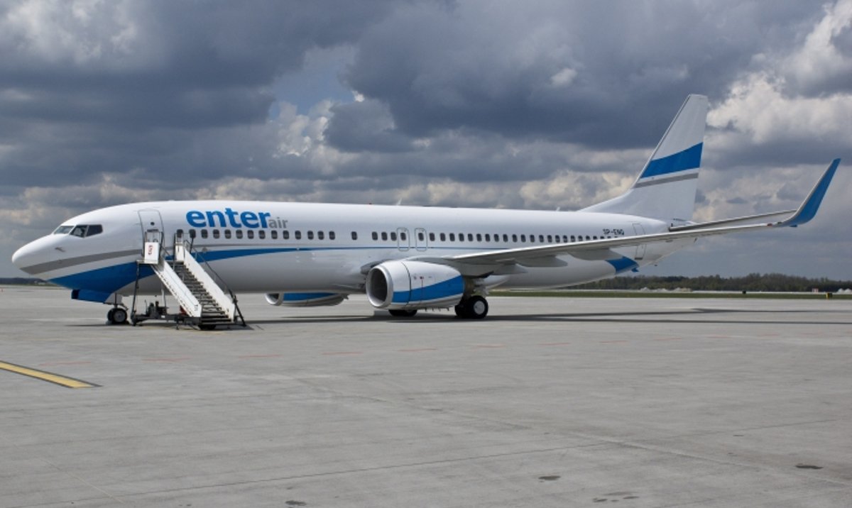Enter Air zawrócił do Warszawy - rp.pl