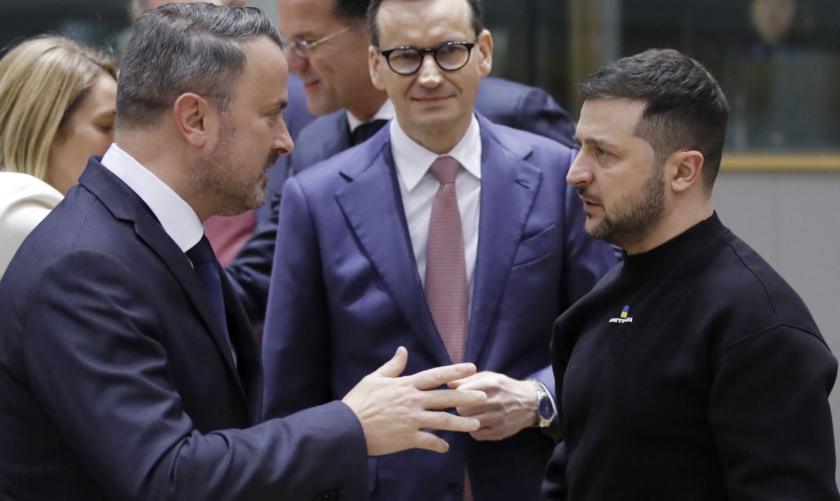 Morawiecki: Pierwszy raz od 300 lat za wolność naszą i waszą nie biją się Polacy - rp.pl