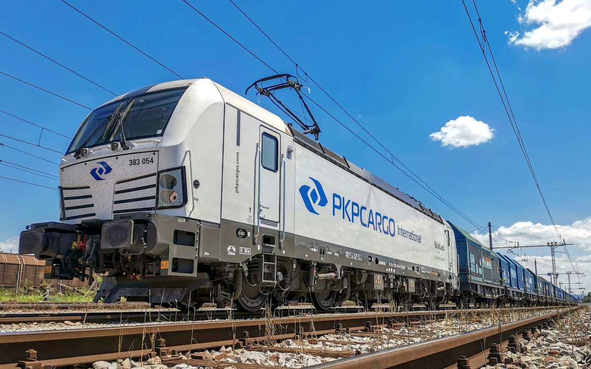 Spada kurs akcji PKP Cargo - parkiet.com