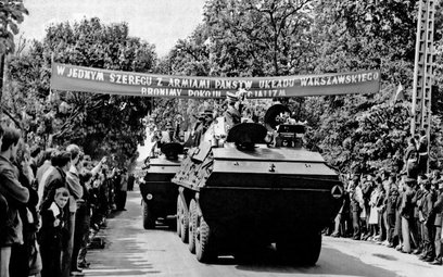 Operacja Dunaj. Zbrodnia przodownika pracy podczas inwazji na ...