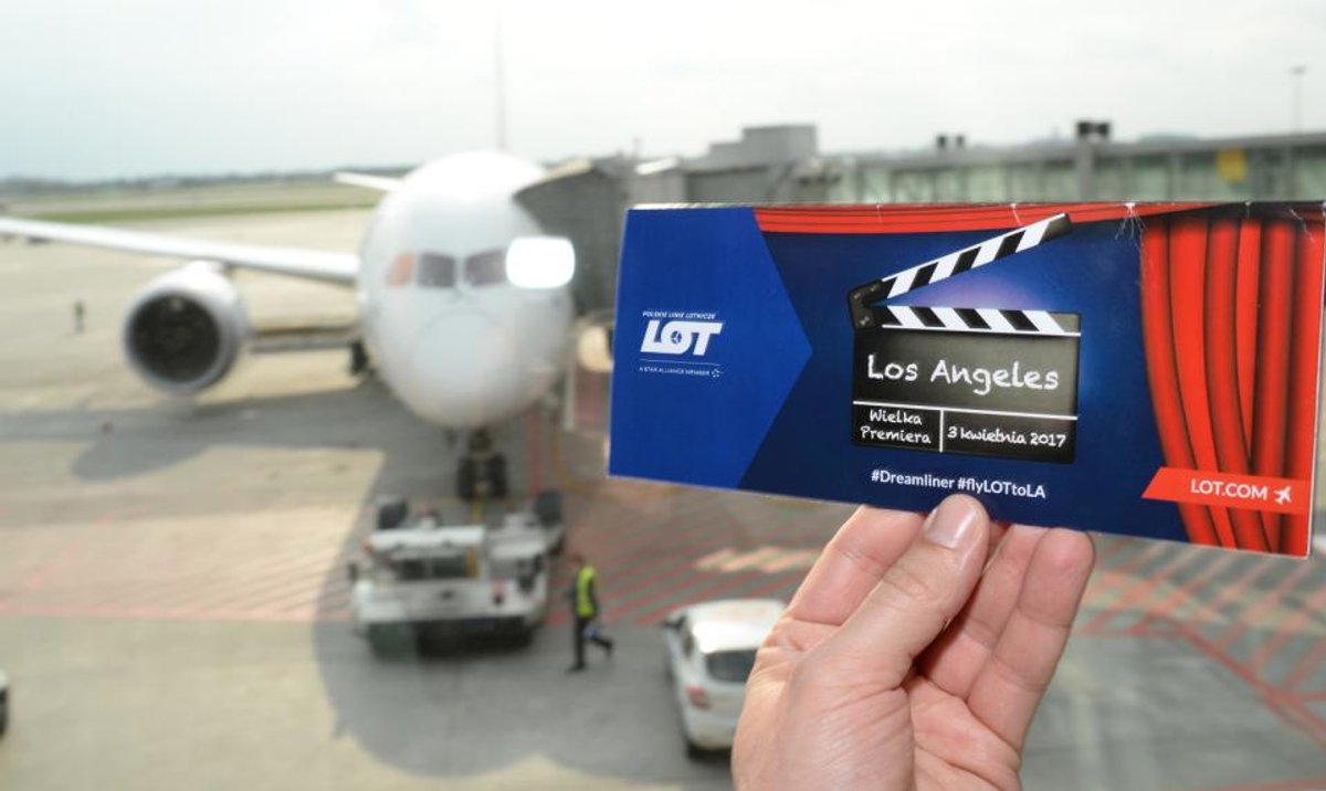 Pierwszy samolot LOT-u wylądował w Los Angeles - rp.pl