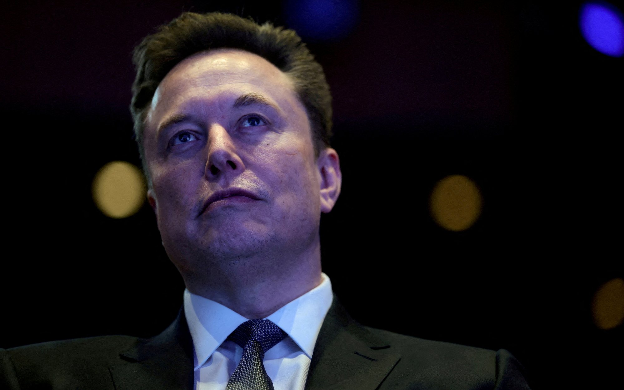Elon Musk zmienia plany: zamiast Marsa stawia na Księżyc - rp.pl