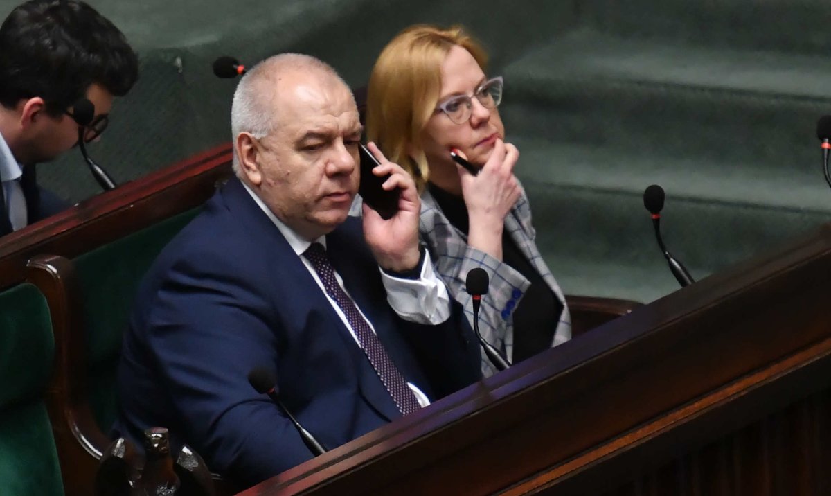 Sasin i Moskwa jadą do USA. Będą pytać o Koreę - rp.pl