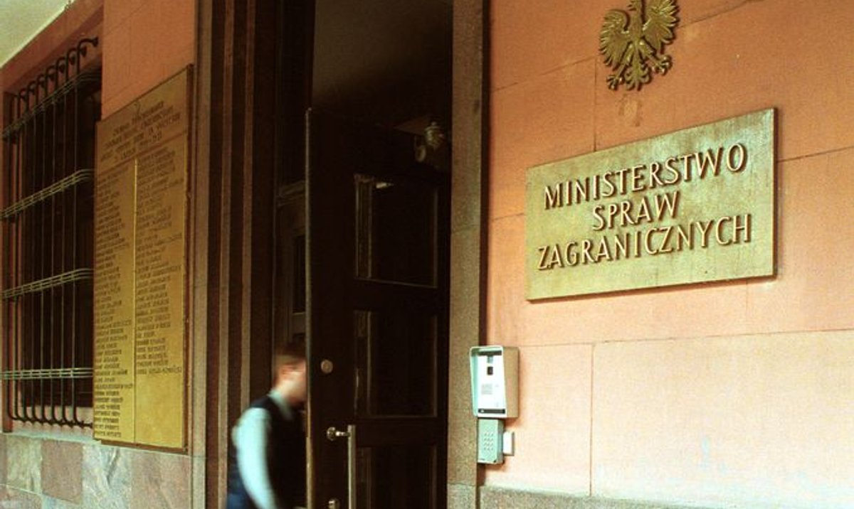 Ambasador Ukrainy wezwany do MSZ - rp.pl