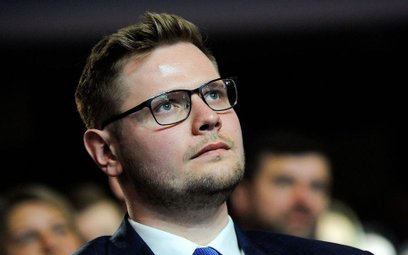 Woś: KPO? To gra na zmianę rządu w Polsce. UE ma już w tym pewne ...