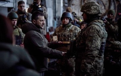 Wojna na Ukrainie. Zełenski: Sytuacja w Donbasie jest ciężka i bolesna - rp.pl