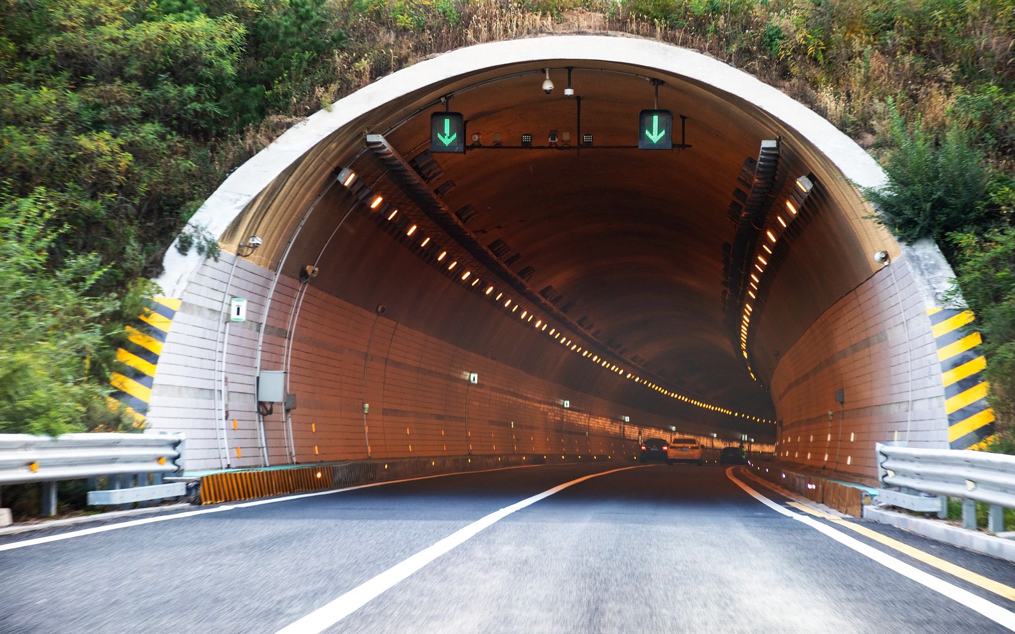 Na polskich drogach będzie 18 tuneli o łącznej długości 25 km - rp.pl