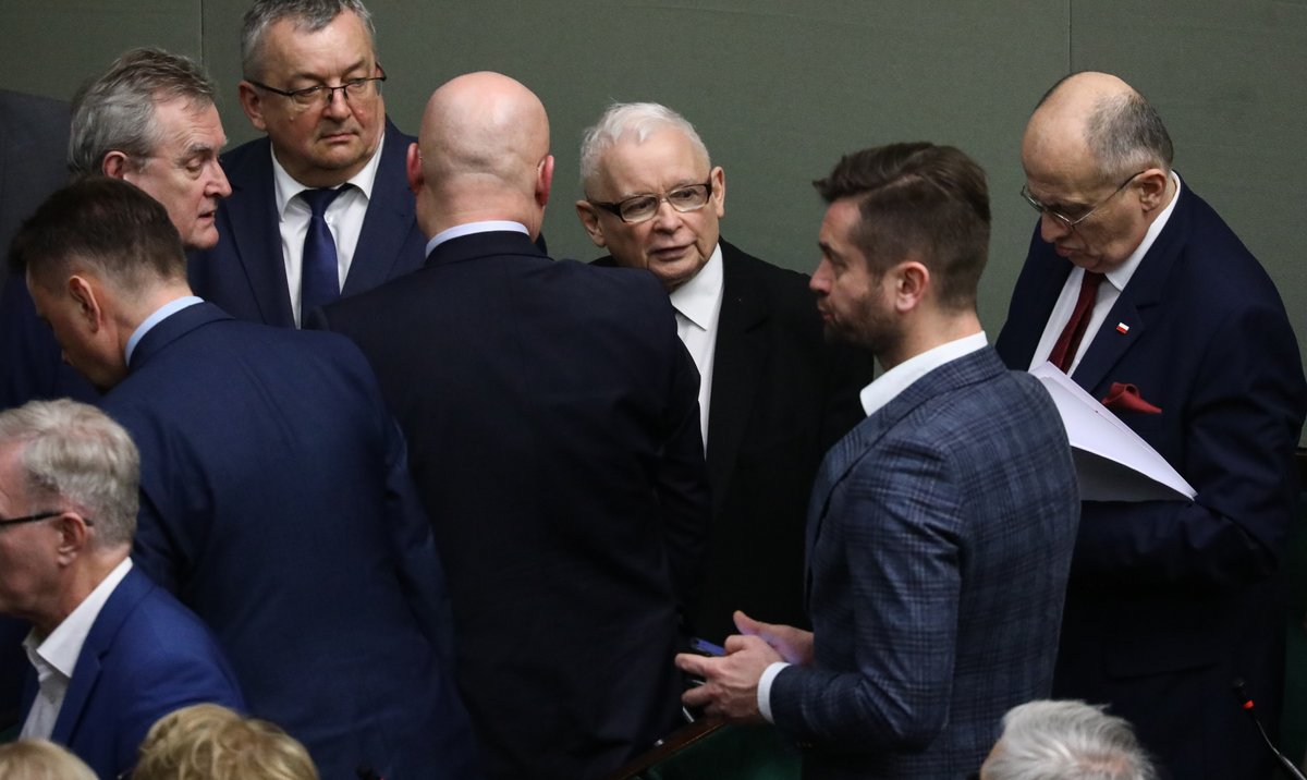 Komisja ds. badania rosyjskich wpływów w Polsce jak sąd krany - rp.pl