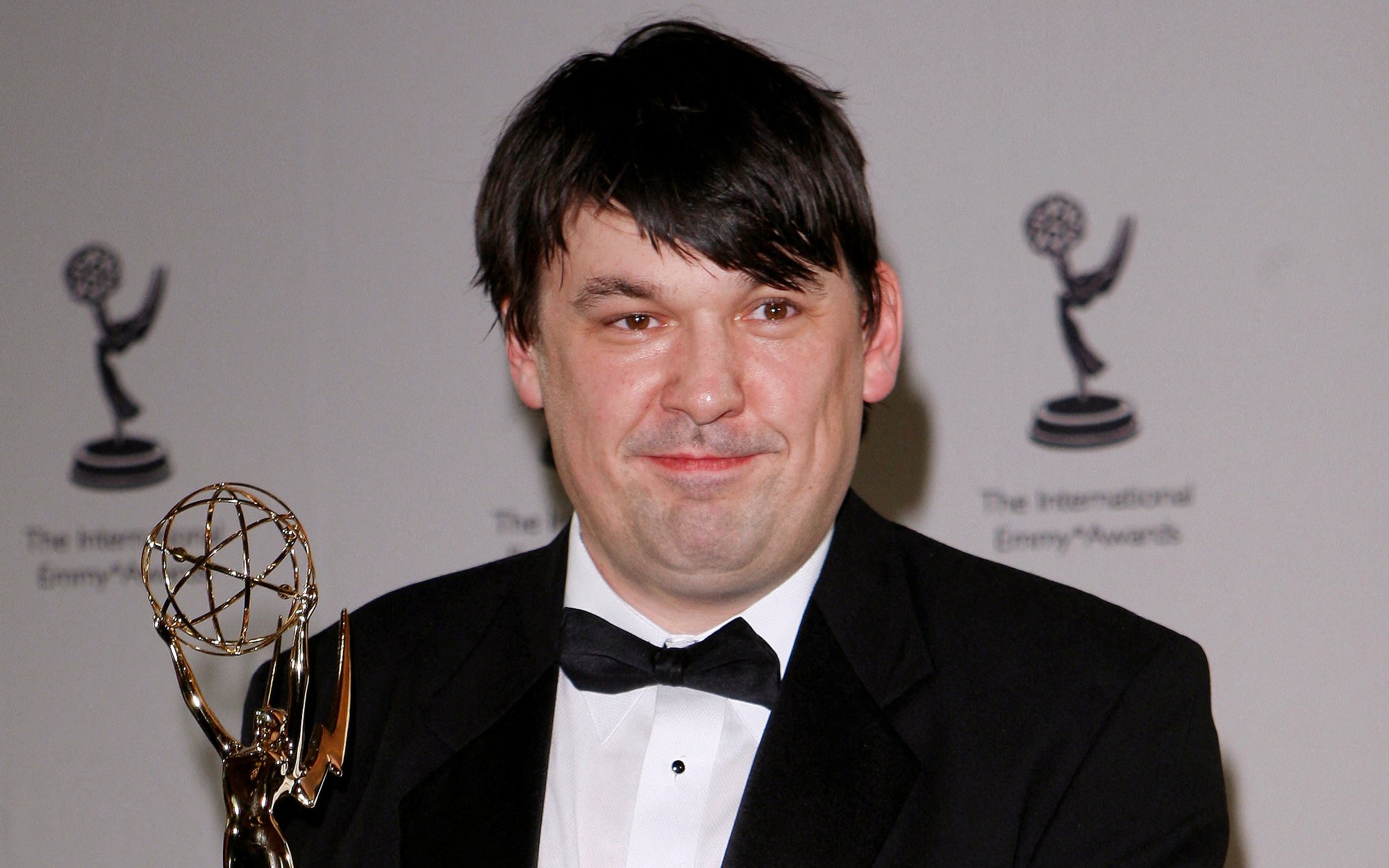 Burza po zatrzymaniu Grahama Linehana, współtwórcy serialu „Father Ted” - rp.pl