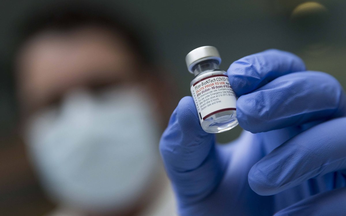 Szczepionka Pfizer/BioNTech zwiększa ryzyko udaru u seniorów? - rp.pl