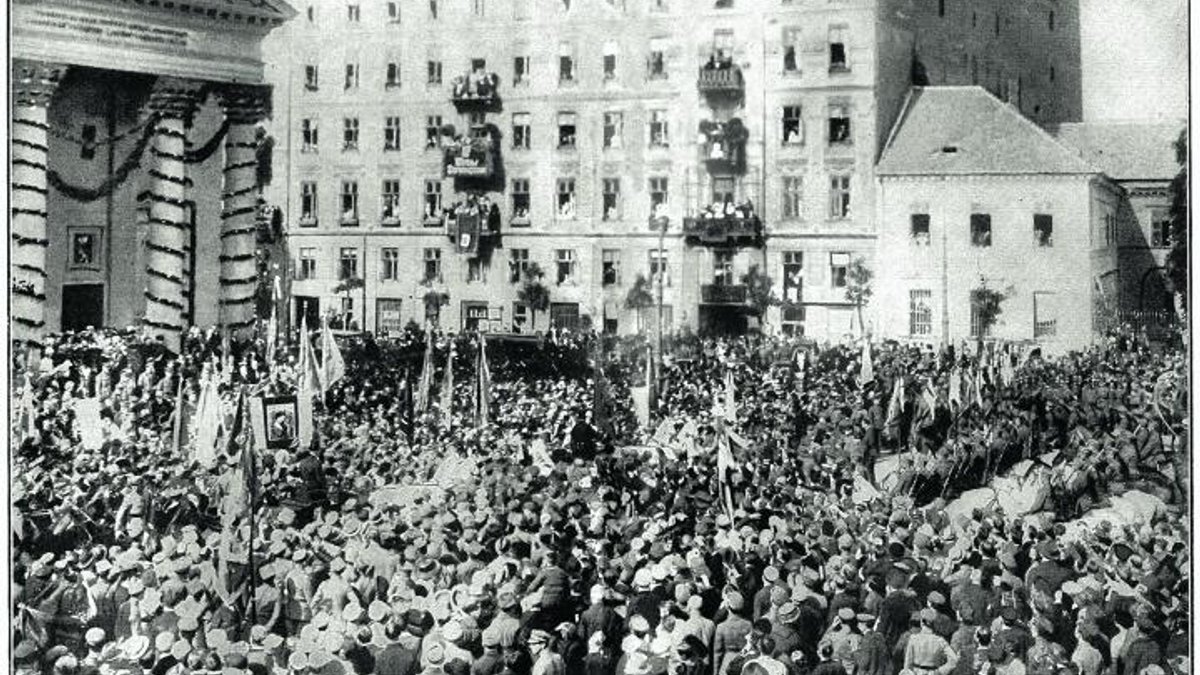 Budionny i Tuchaczewski atakują - rp.pl