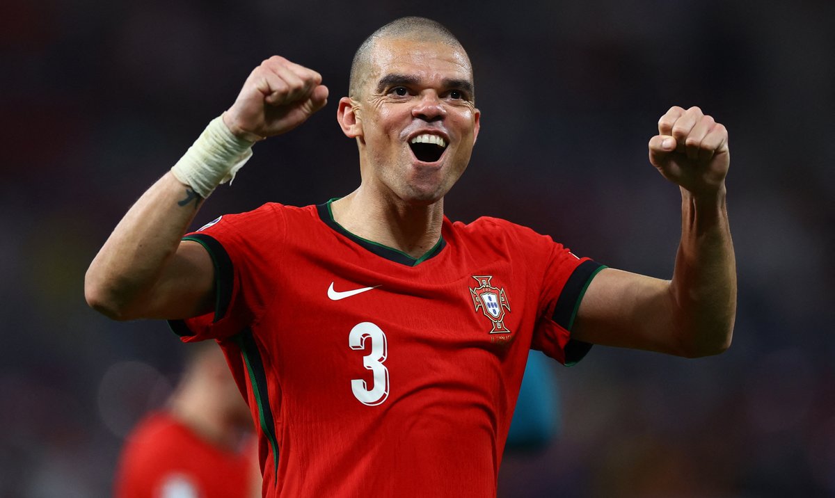 Portugalia - Turcja. Pepe śrubuje rekord najstarszego piłkarza w ...