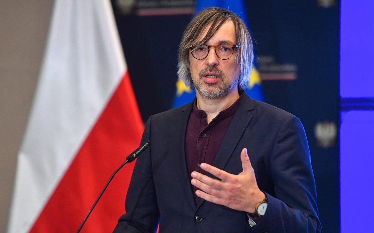 Krzysztof Bolesta, wiceminister klimatu, środowiska: Milion elektryków ...