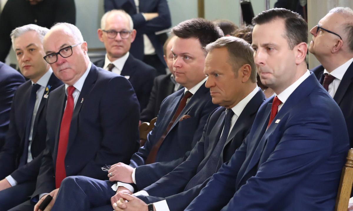 Sondaż: Koalicja Obywatelska przed marszem 4 czerwca zbliżyła się do PiS. Ale Trzecia Droga i ...