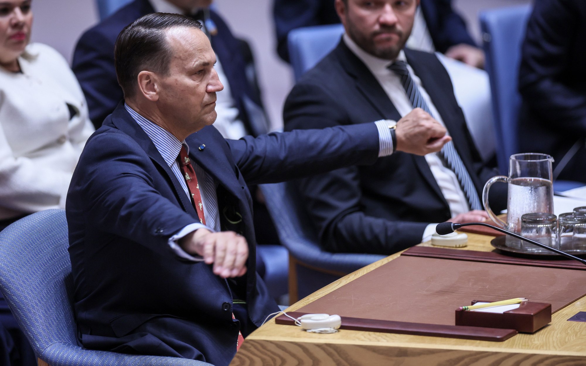 O czym trzeba pamiętać, słuchając mocnych słów Radosława Sikorskiego w ...