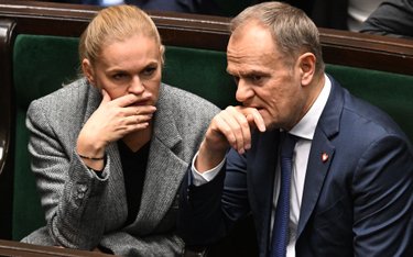 Minister rządu Morawieckiego w Sejmie: Donald Tusk - arcymistrz, Paulina Hennig-Kloska - dziecko ...