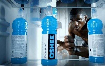 Bruce Lee będzie walczył dla Oshee - rp.pl