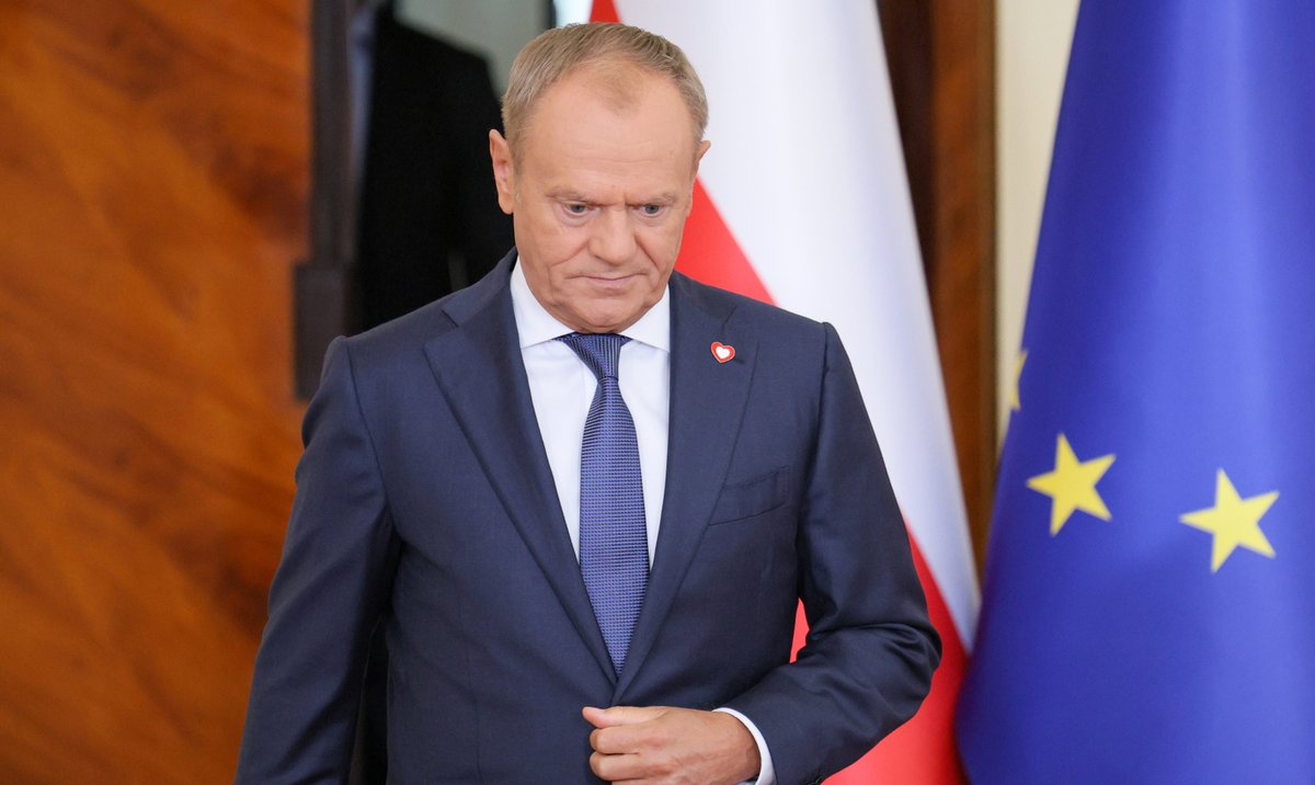 Donald Tusk: Możliwość użycia broni przez żołnierzy w sytuacji zagrożenia - oczywista - rp.pl