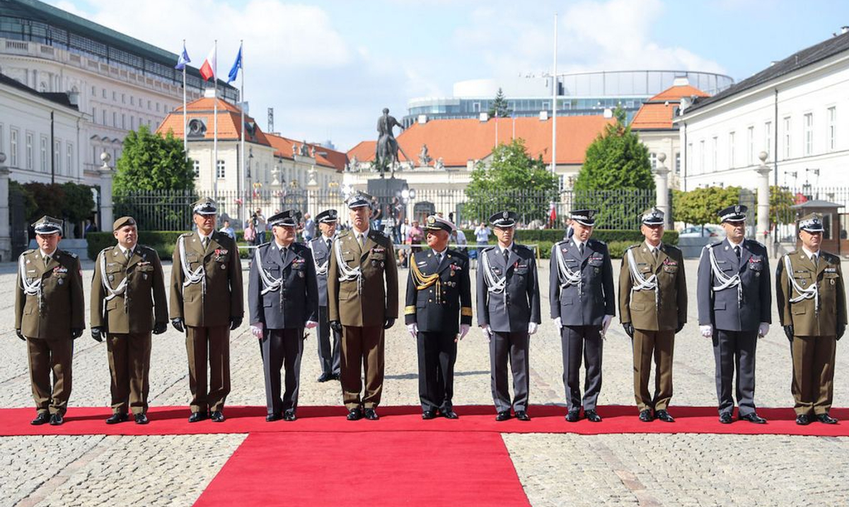 Prezydent mianował 11 oficerów Wojska Polskiego na stopnie generalskie ... Prezydent mianował 11 oficerów Wojska Polskiego na stopnie generalskie ...