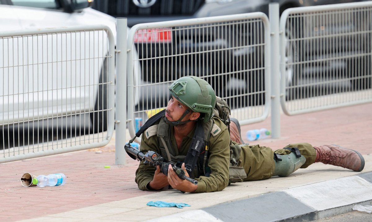 Atak Hamasu na Izrael: Jak wygląda sytuacja w poniedziałek rano? Trwają walki - rp.pl