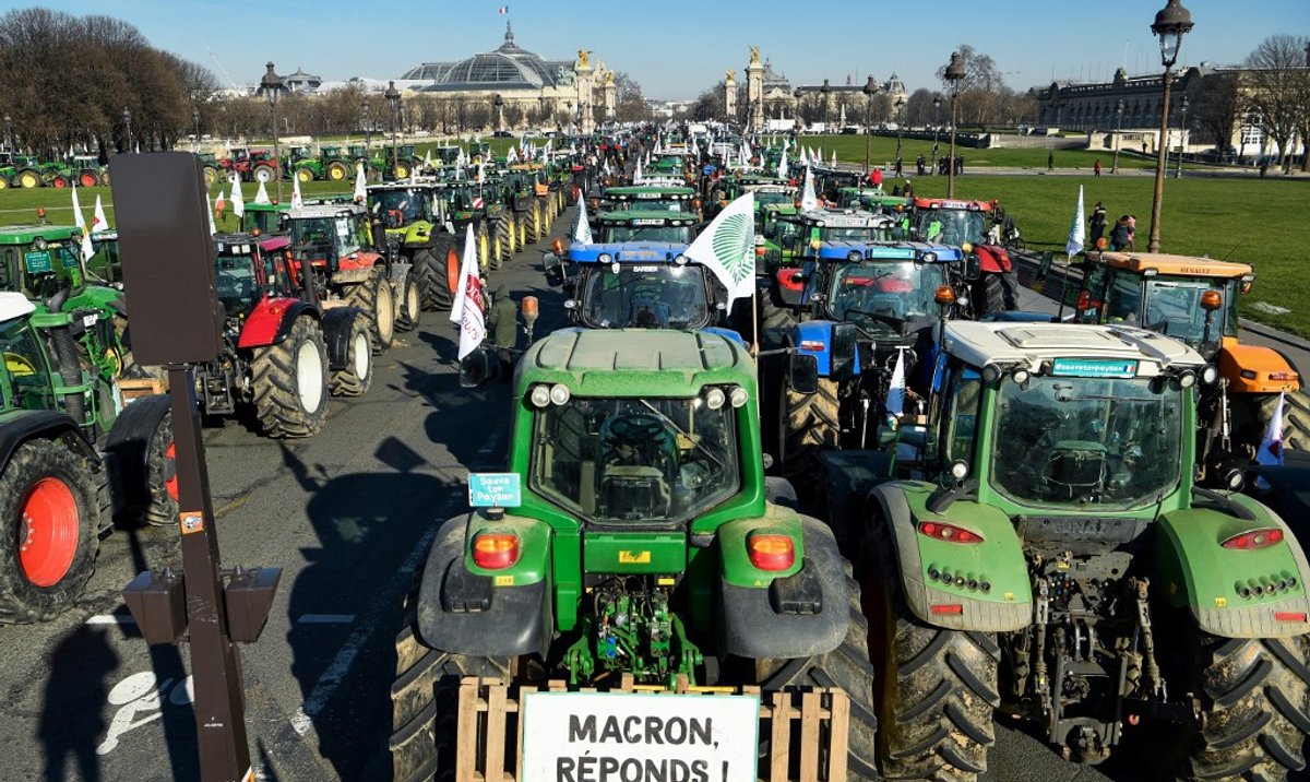 Protest rolników we Francji. Setki traktorzystów wjechało do Paryża - rp.pl