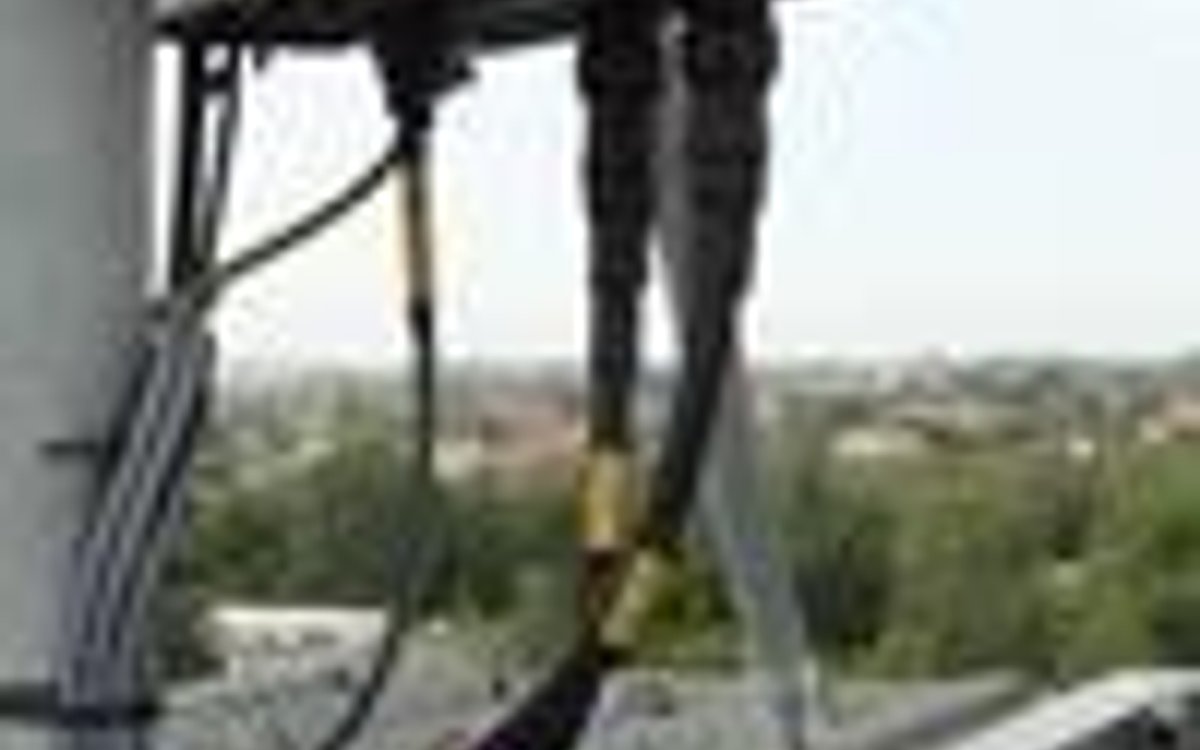 UKE wydało rezerwacje na 1800 MHz - rp.pl