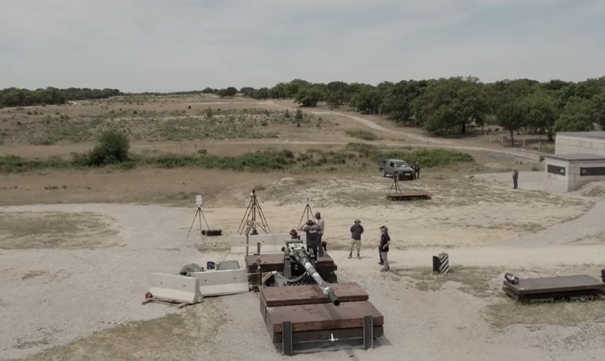 Nexter prezentuje 140 mm armatę ASCALON - rp.pl