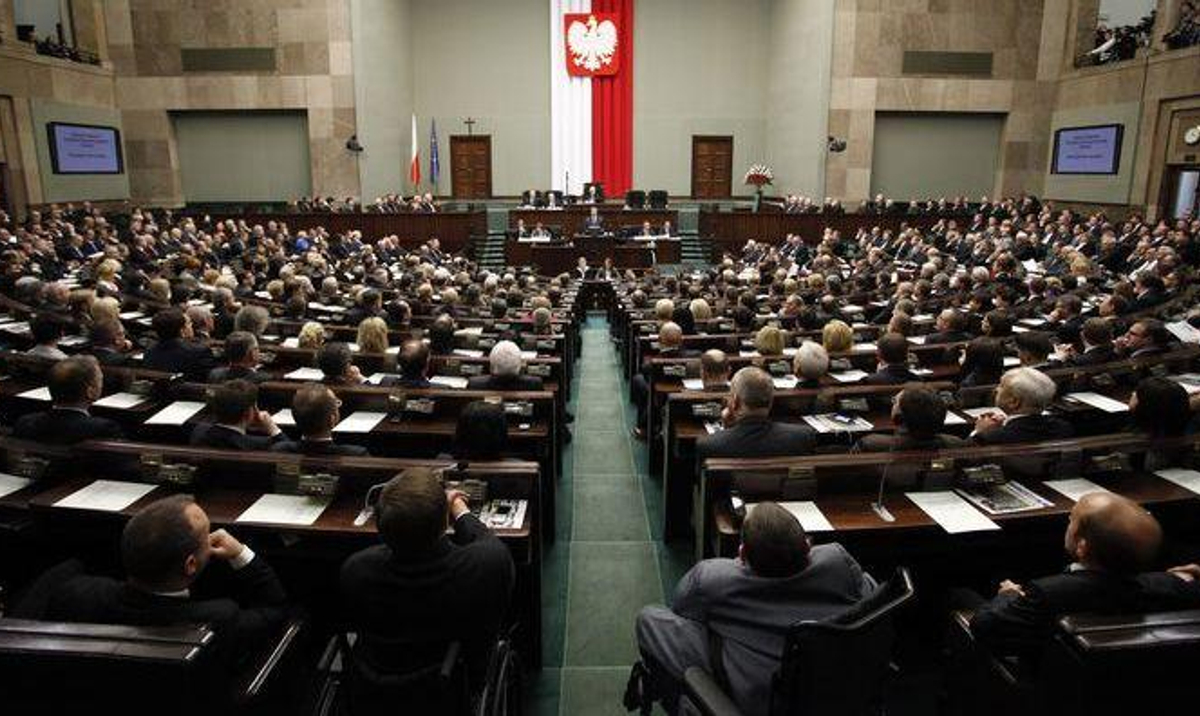 Sejm VII kadencji, Senat VIII kadencji. Pierwsze posiedzenia - rp.pl